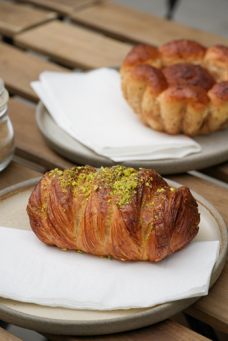 The 10 Best Bakeries in Budapest for Pastry Lovers :: Következőmegálló